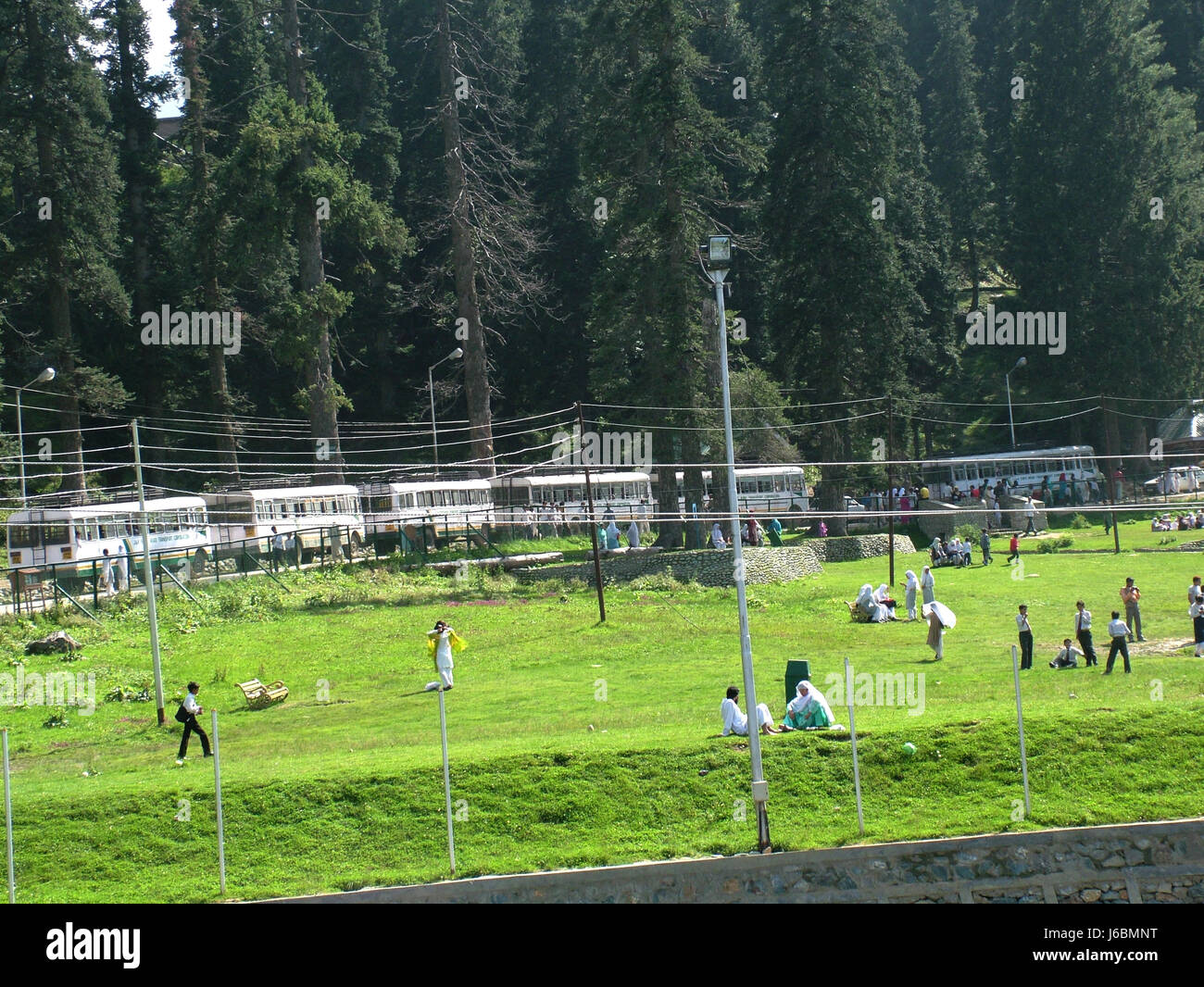 Gulmarg Tourism And Travel, Summer beauty of Gulmarg, Places to visit ...