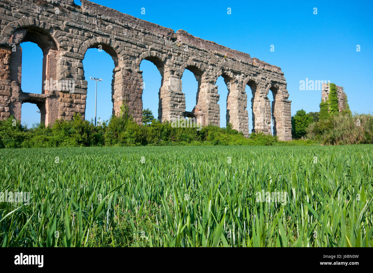 Ancient Roman Aqueducts High Resolution Stock Photography and Images ...