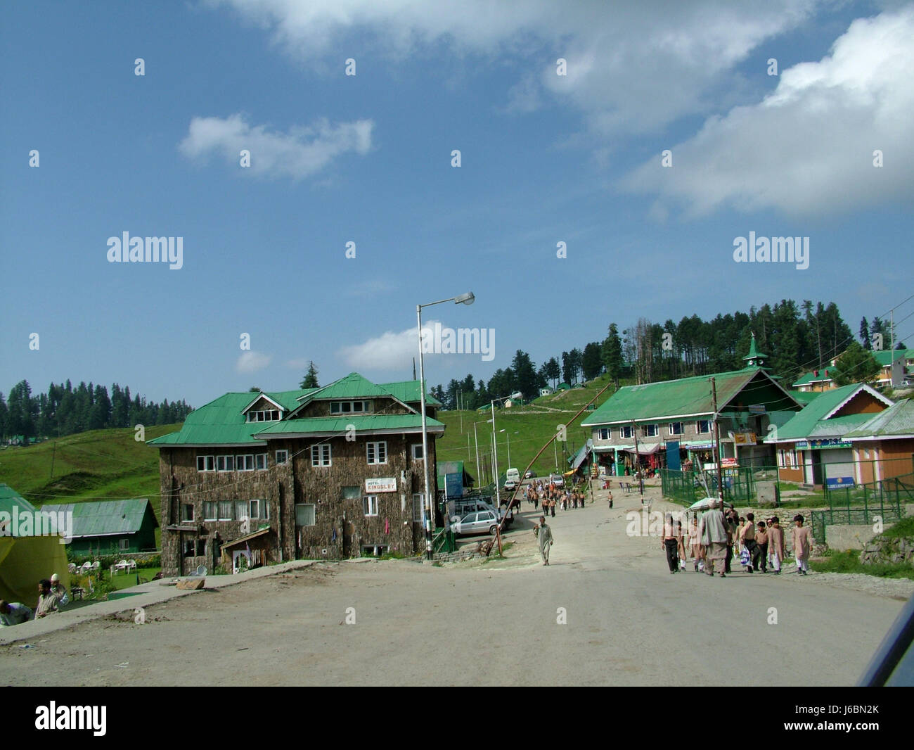 Gulmarg Tourism And Travel, Summer beauty of Gulmarg, Places to visit ...