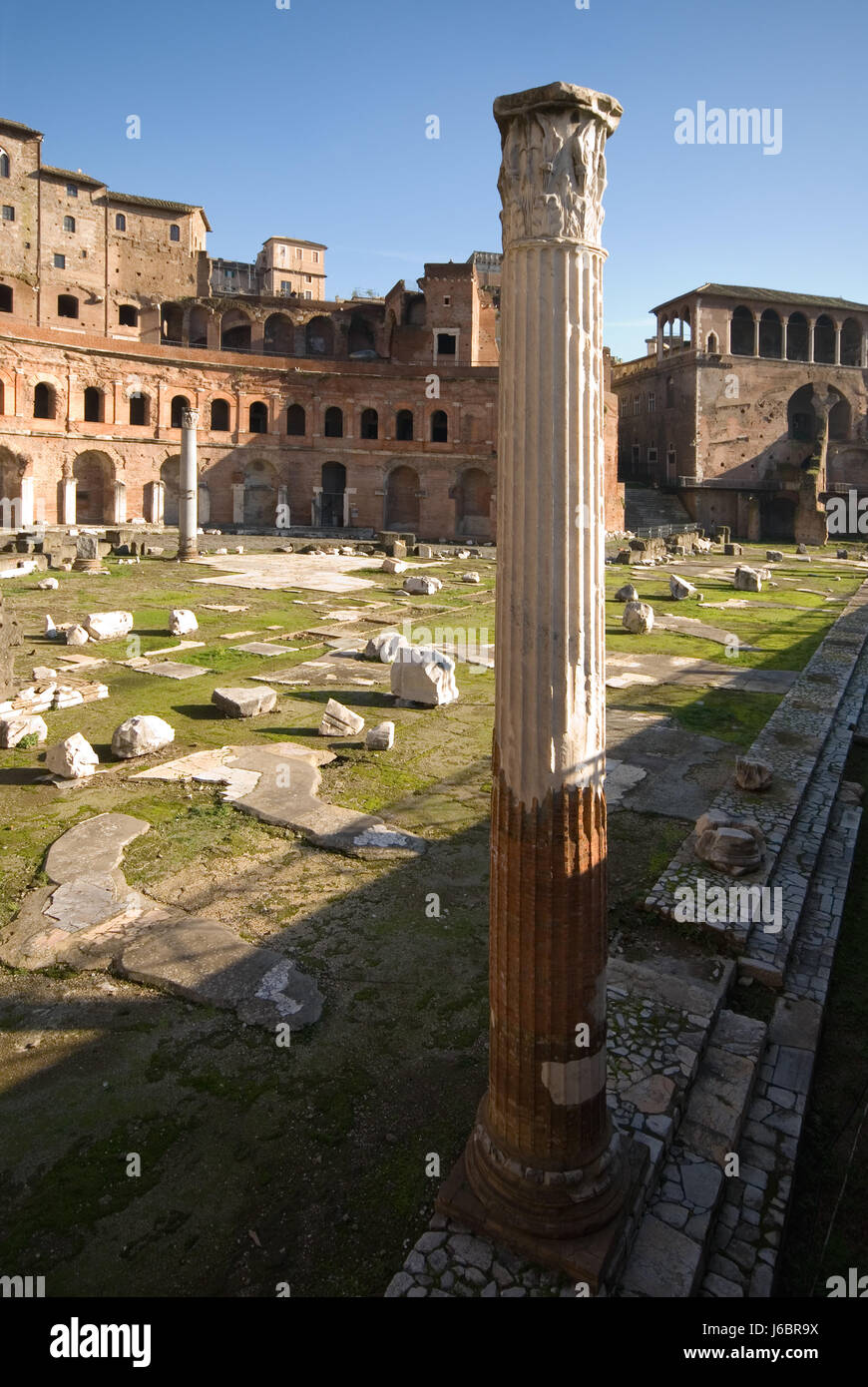 Ancient roman market sculpture hi-res stock photography and images - Alamy