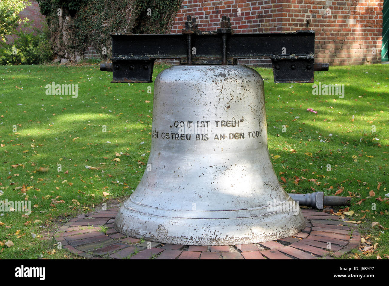musical instrument bell lower saxony church bell ring musical ...