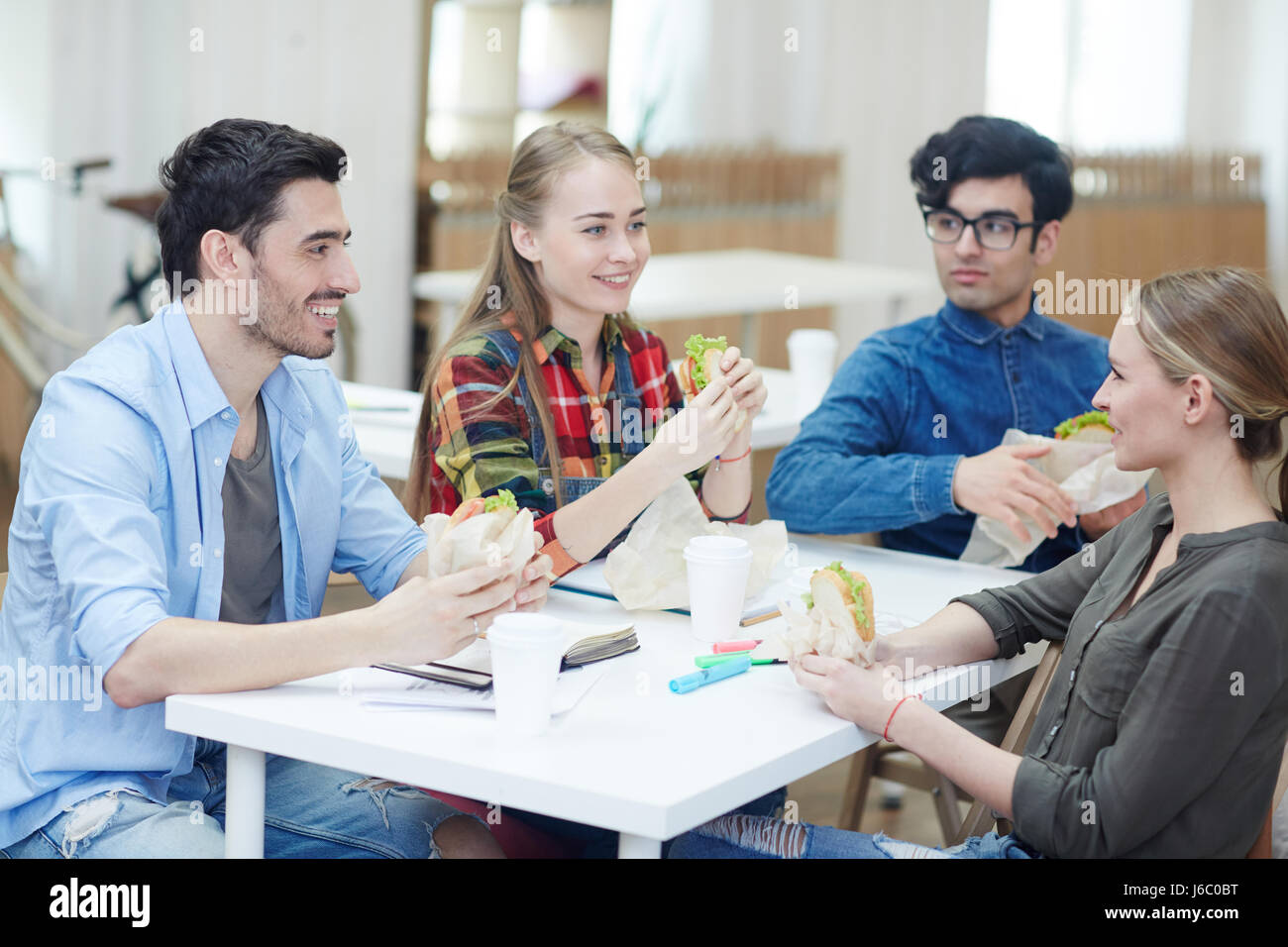Student students snack hi-res stock photography and images - Alamy