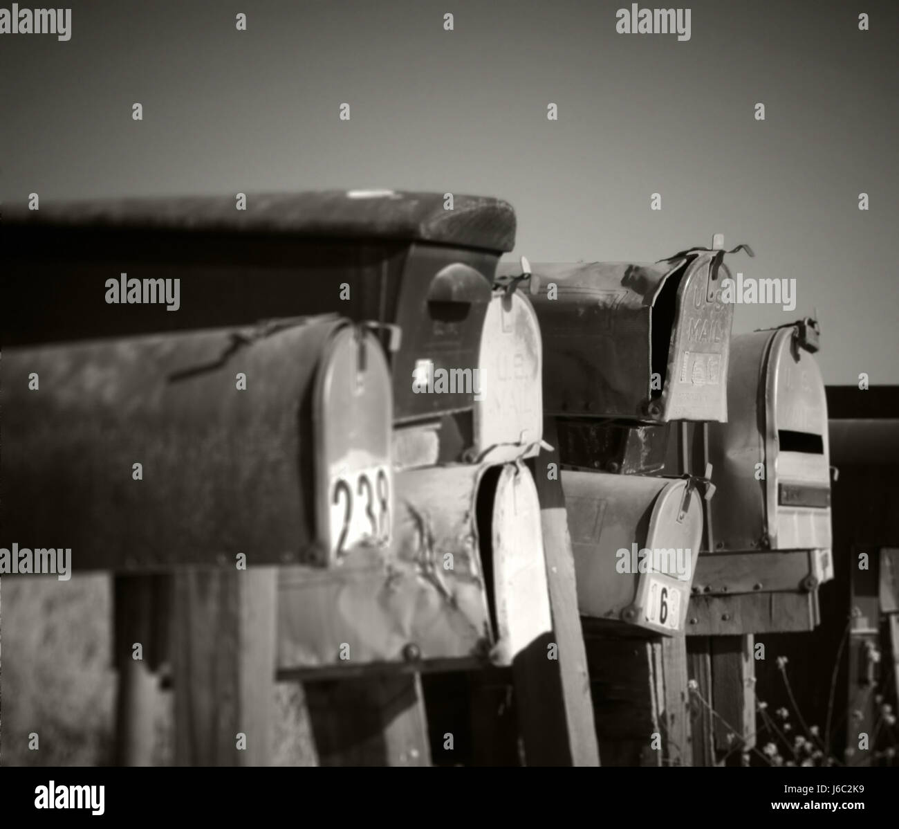 mailbox box mail mailbox rust container aluminum aluminium box mail ...