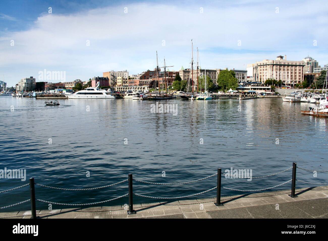 city town harbor capital harbours water travel city town harbor america ...