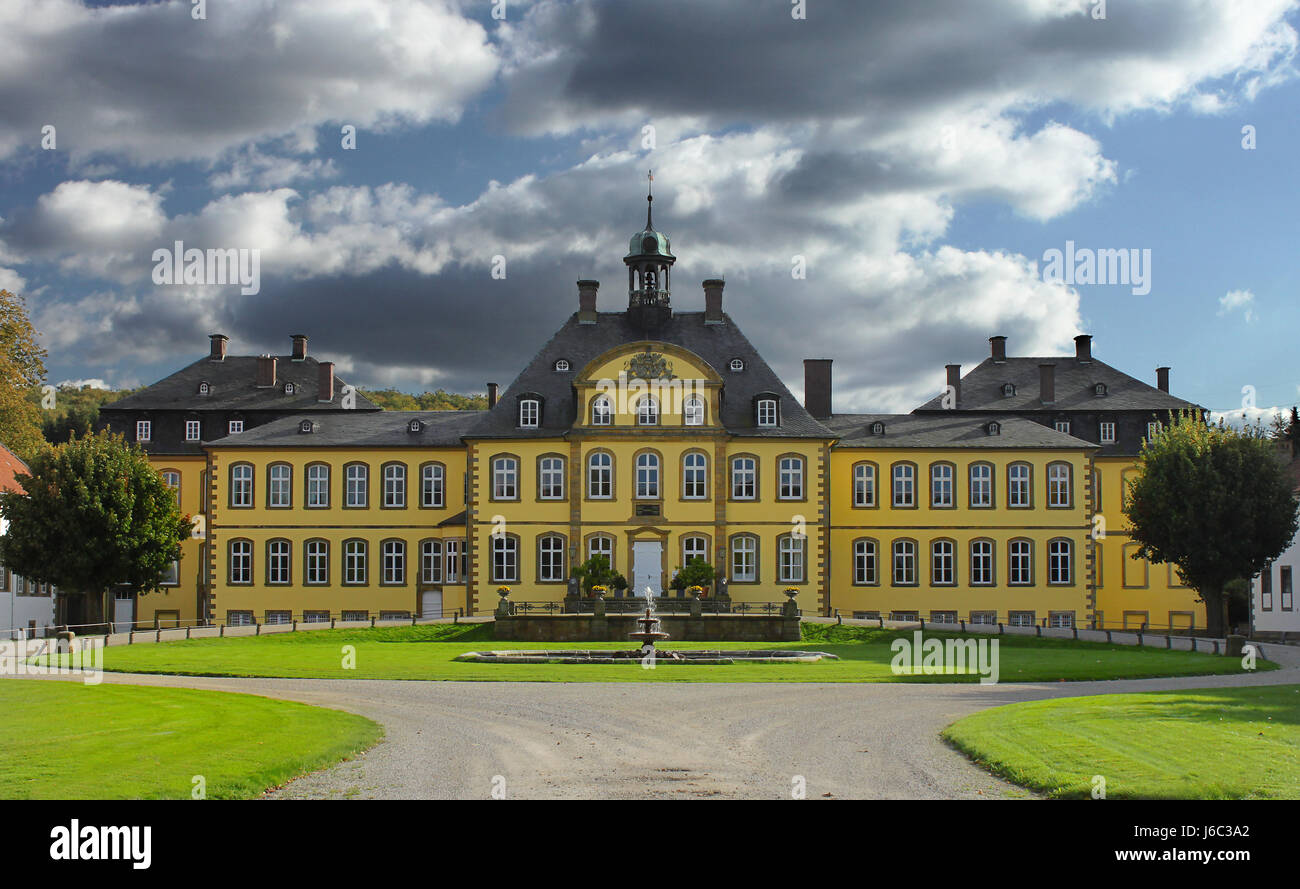 sightseeing worth seeing hell lower saxony building of historic ...