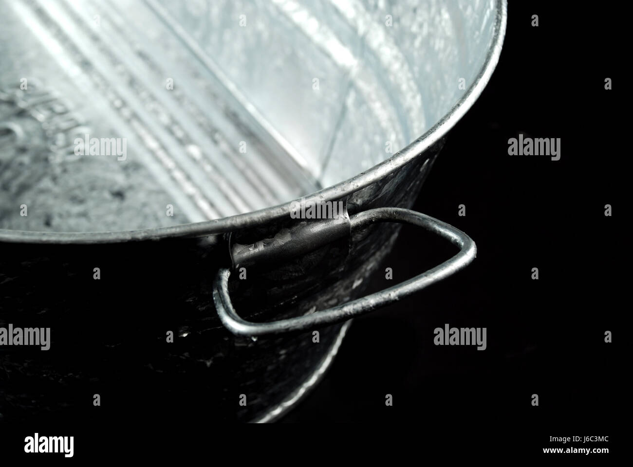 bucket metal container containers house building steel bucket metal tin ...