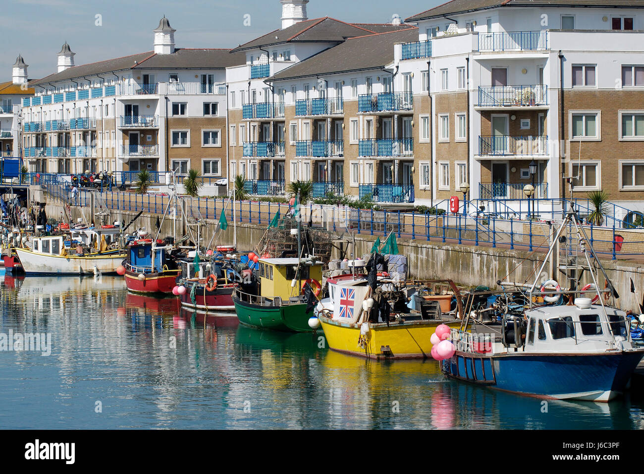 england boat waterfront rowing boat sailing boat sailboat watercraft ...