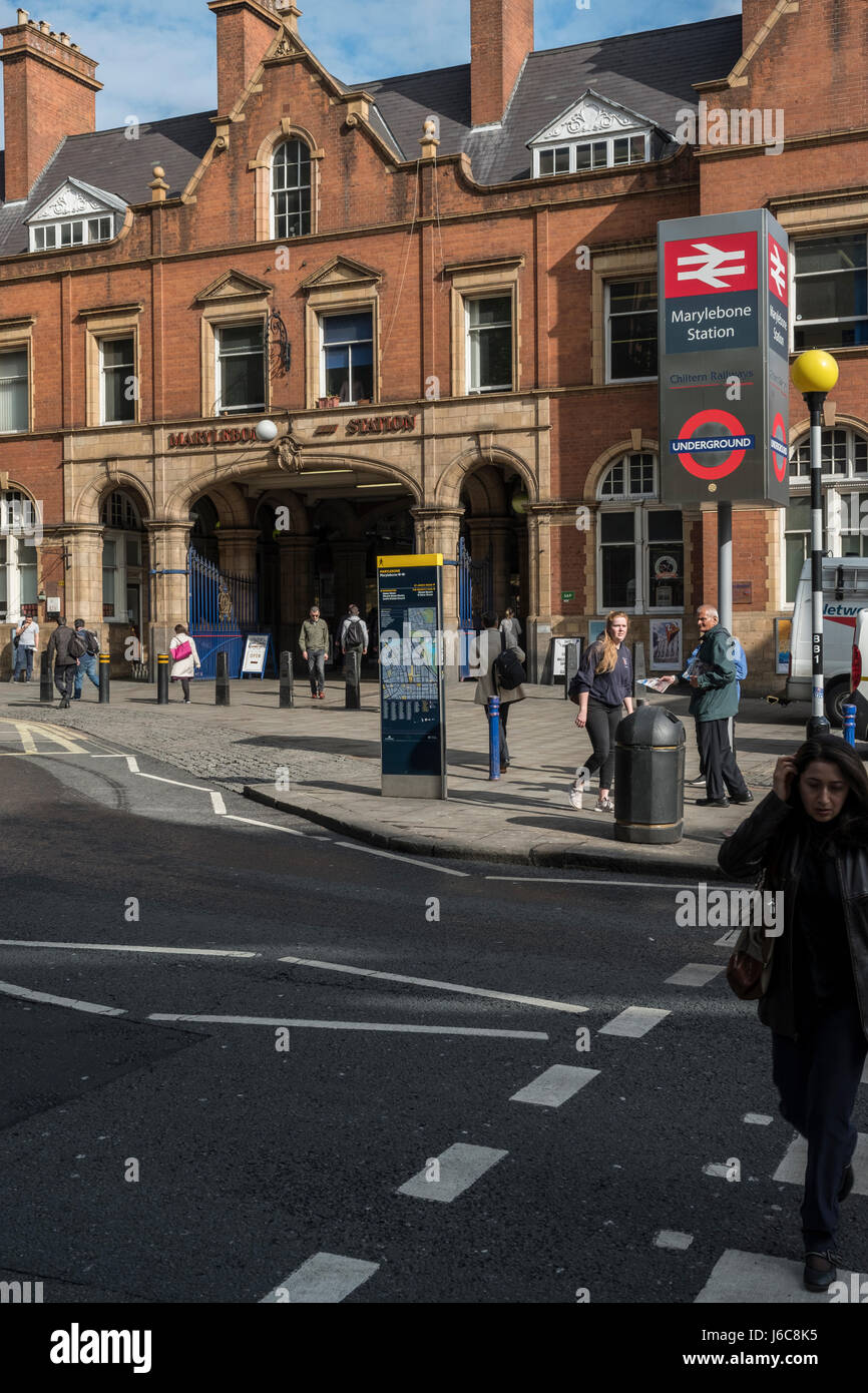 Marylebone tube station hi-res stock photography and images - Alamy