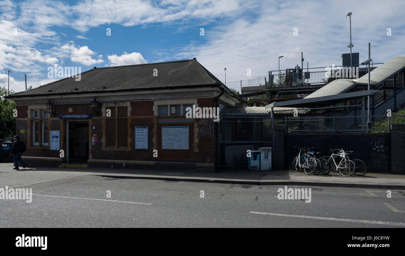 Stonebridge park hi-res stock photography and images - Alamy
