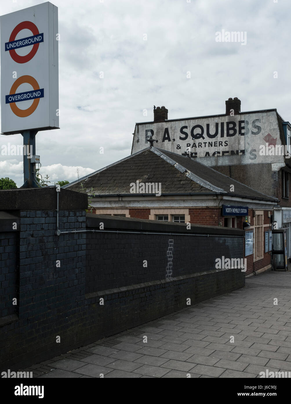 North Wembley station Stock Photo - Alamy