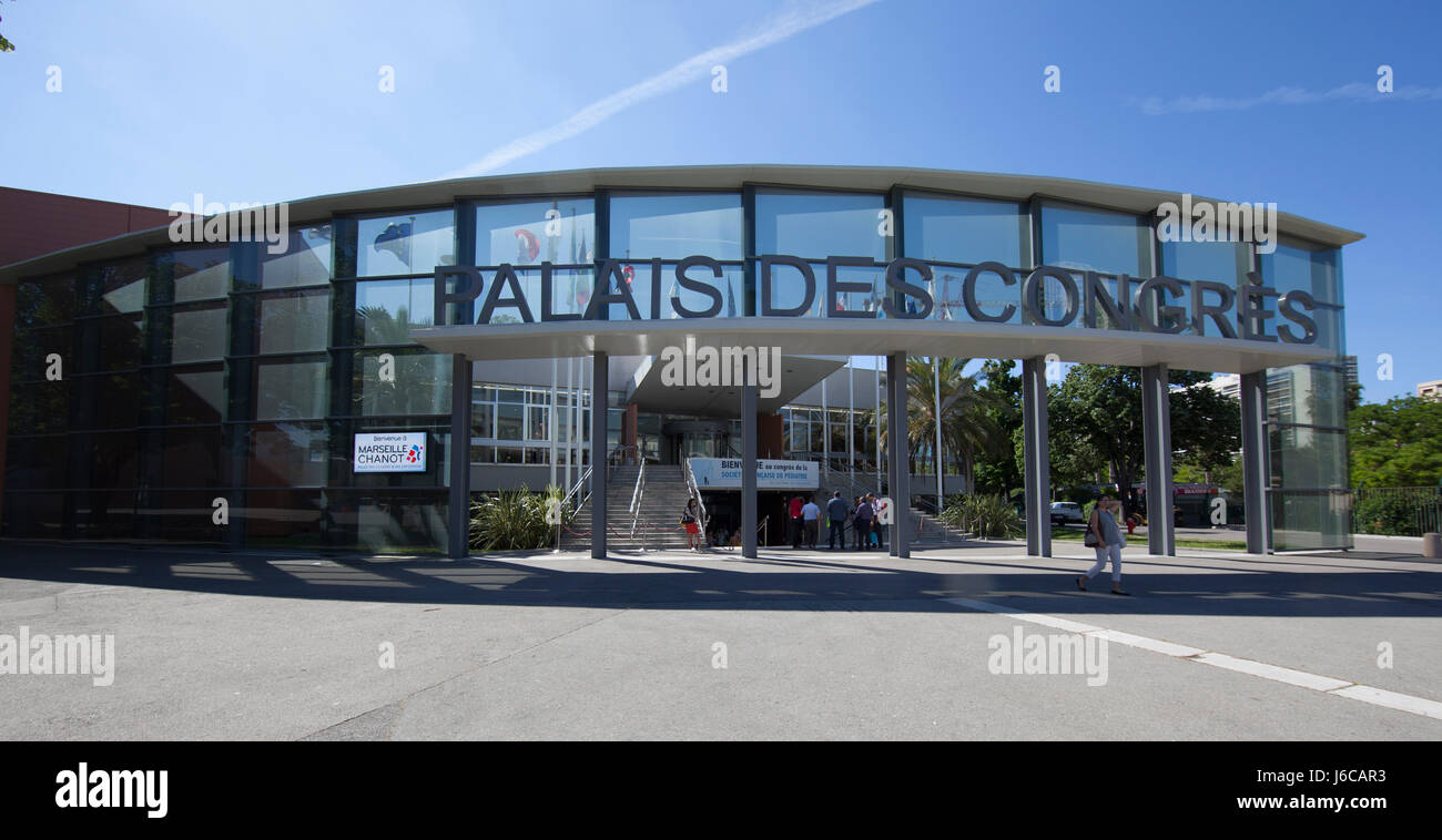 Marseille Chanot Parc des expositions : Palais des Congrès Stock Photo ...