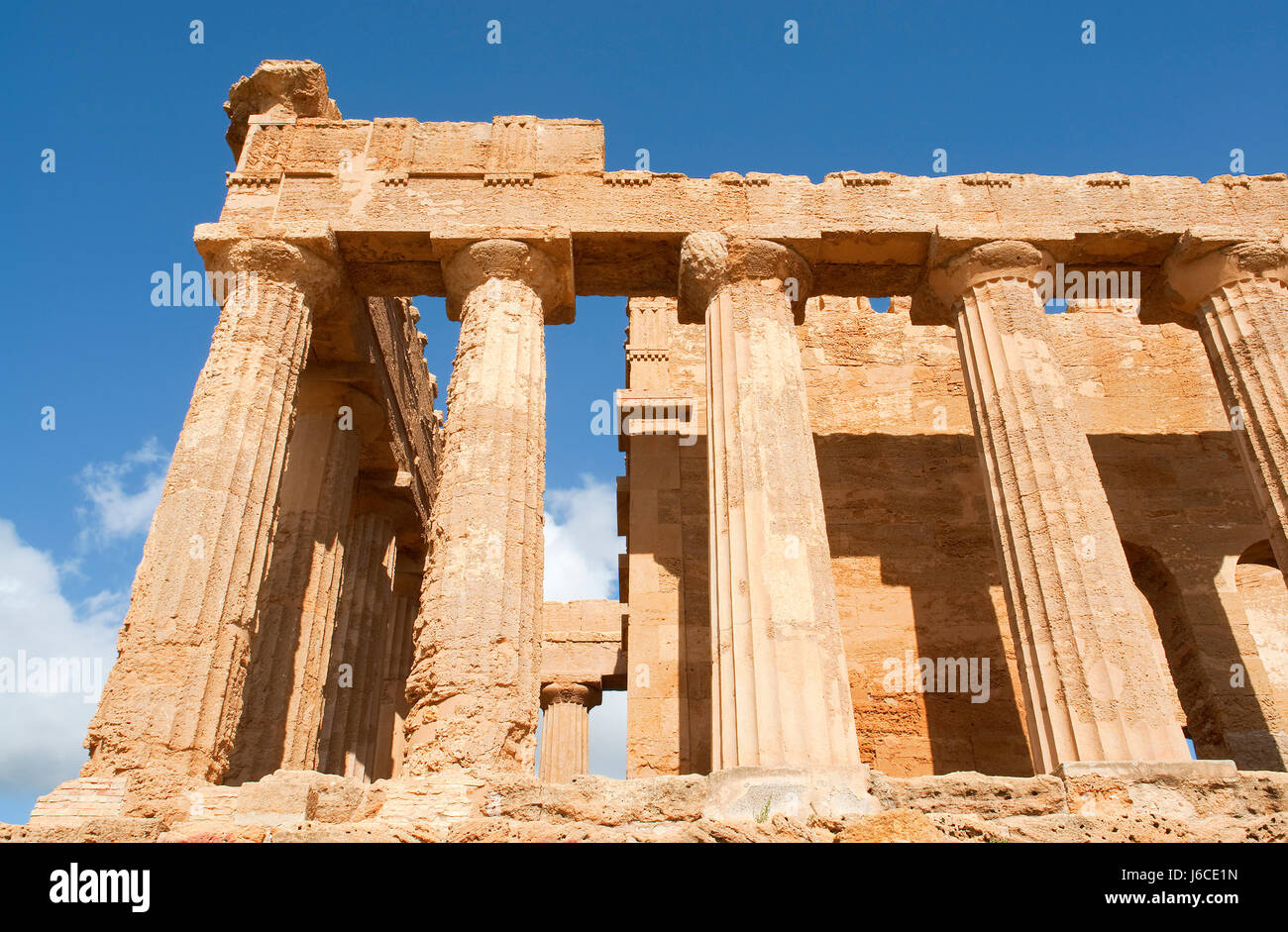 temple greek pillar style of construction architecture architectural ...