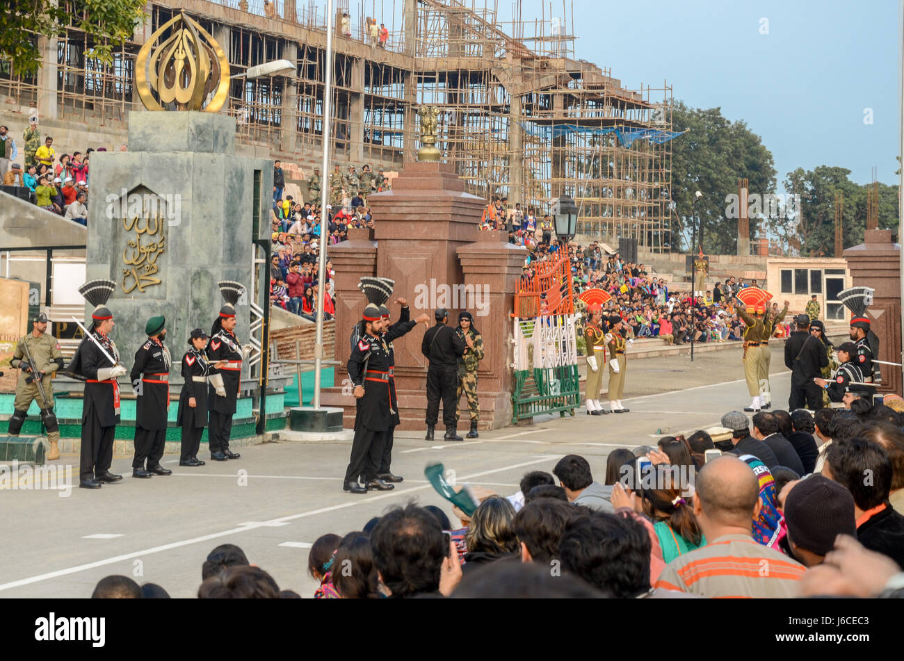 India pakistan border hi-res stock photography and images - Alamy