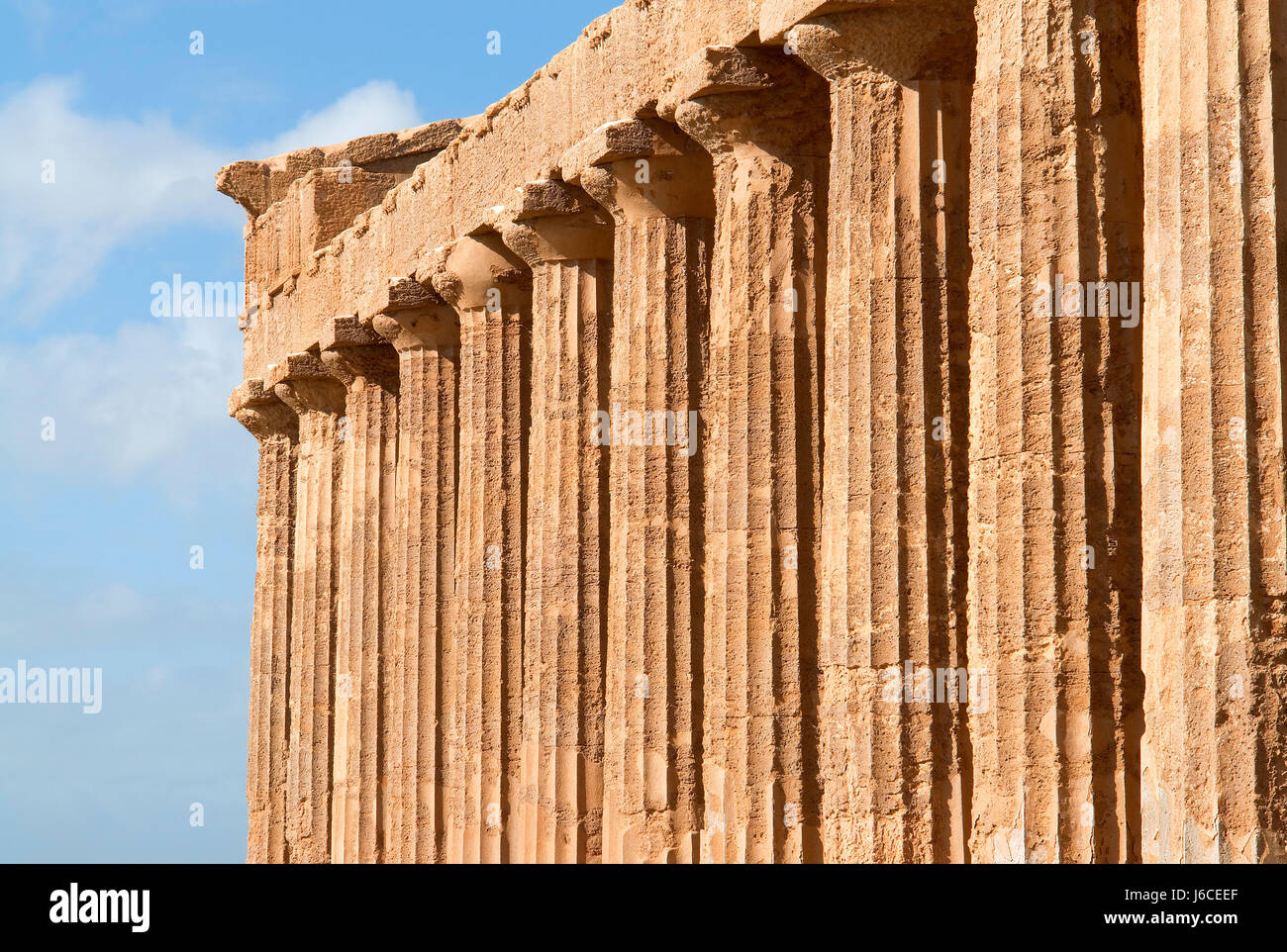 travel buildings temple europe pillar italy tear old travel buildings ...