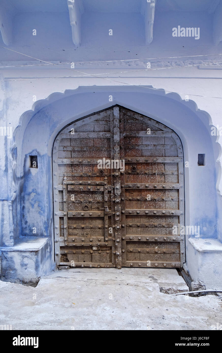 India residential building hi-res stock photography and images - Alamy