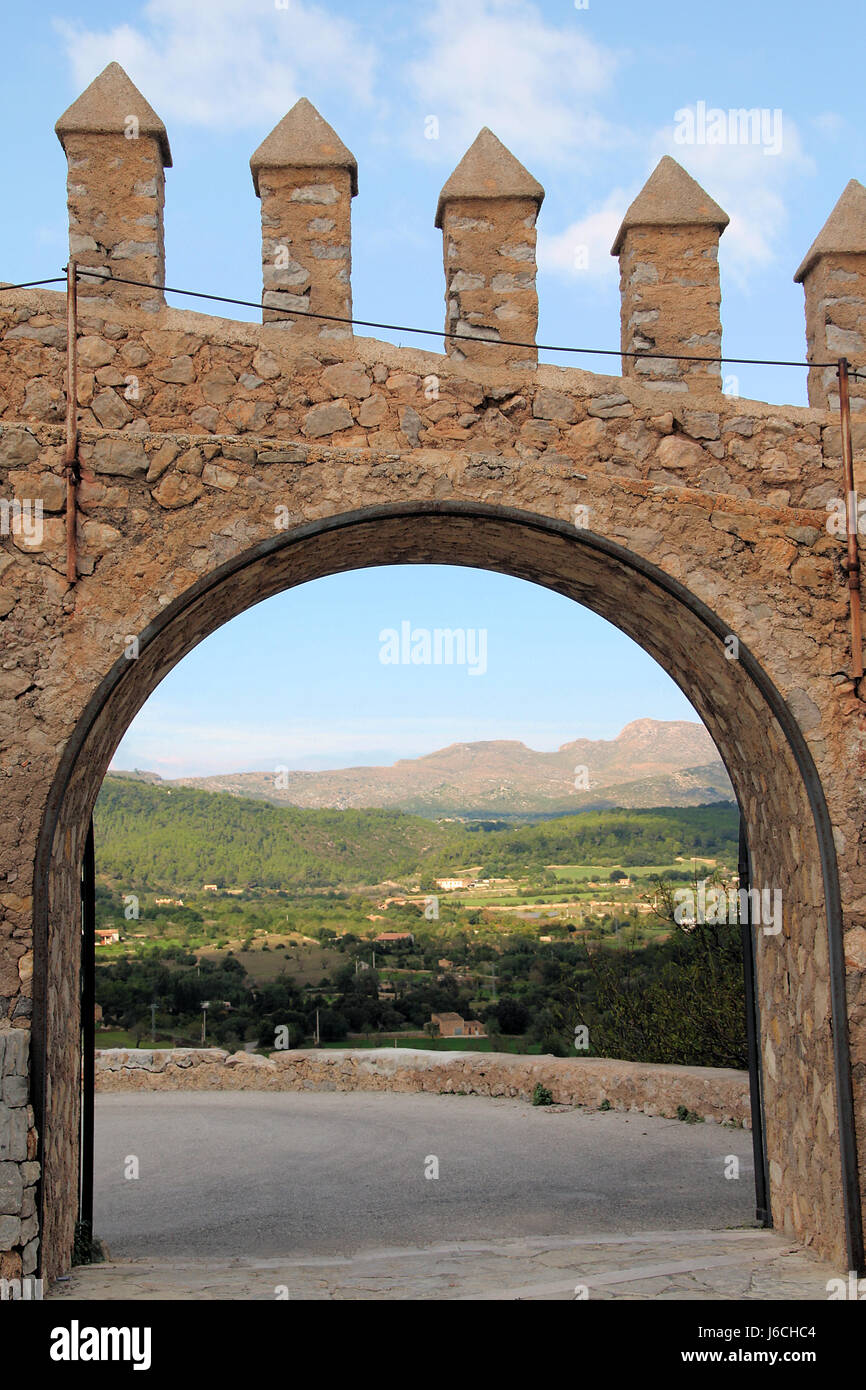 looking through gate of art Stock Photo - Alamy