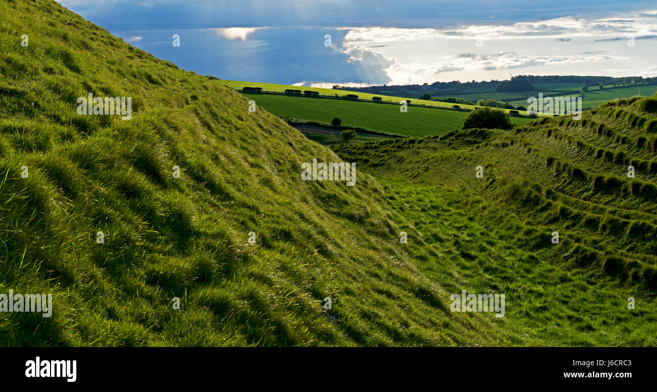 Maiden Castle Dorset High Resolution Stock Photography and Images - Alamy