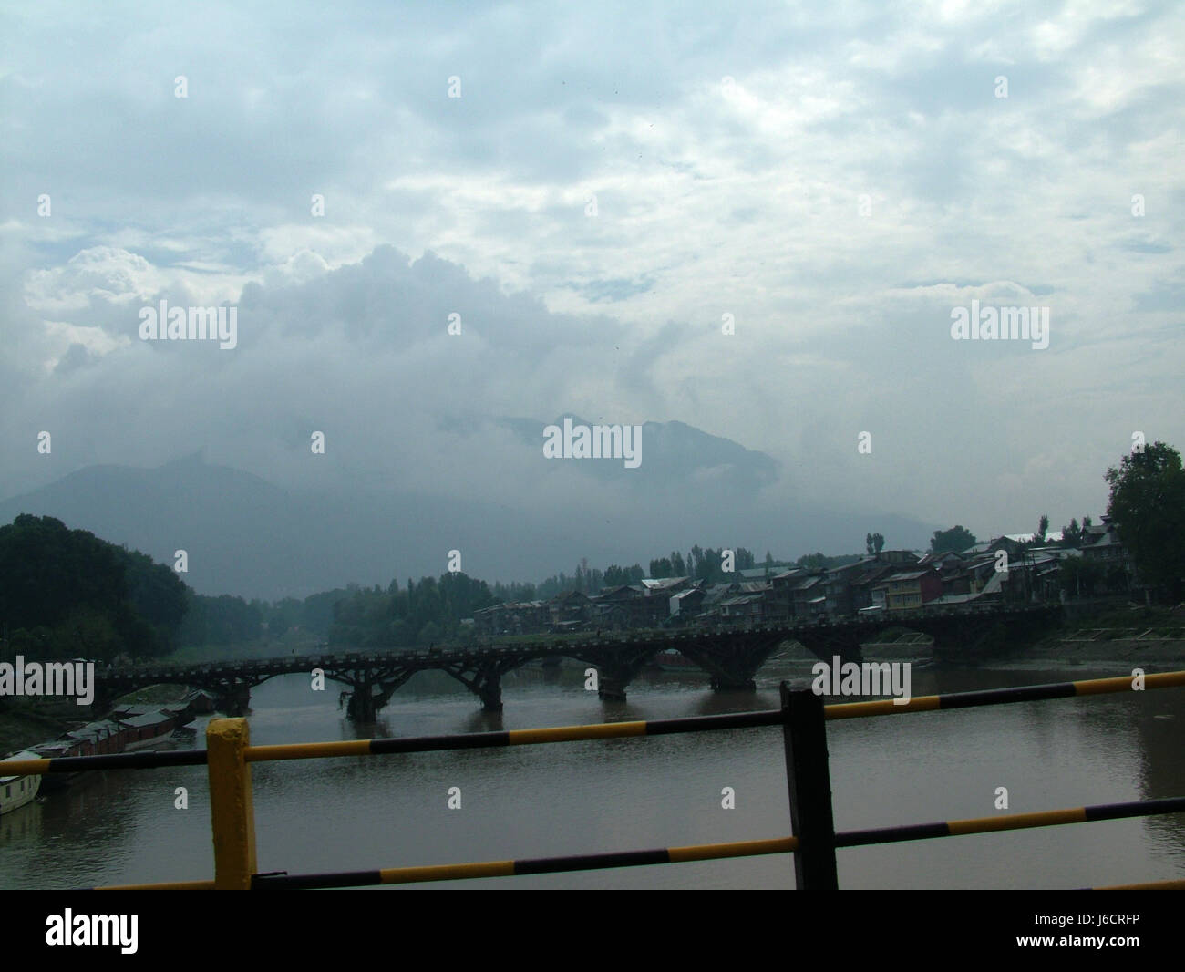 River over bridge, India, Kashmir, Jammu to Srinagar, Road, Beautiful ...