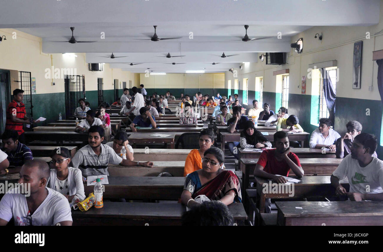 Ecamination centre hi-res stock photography and images - Alamy