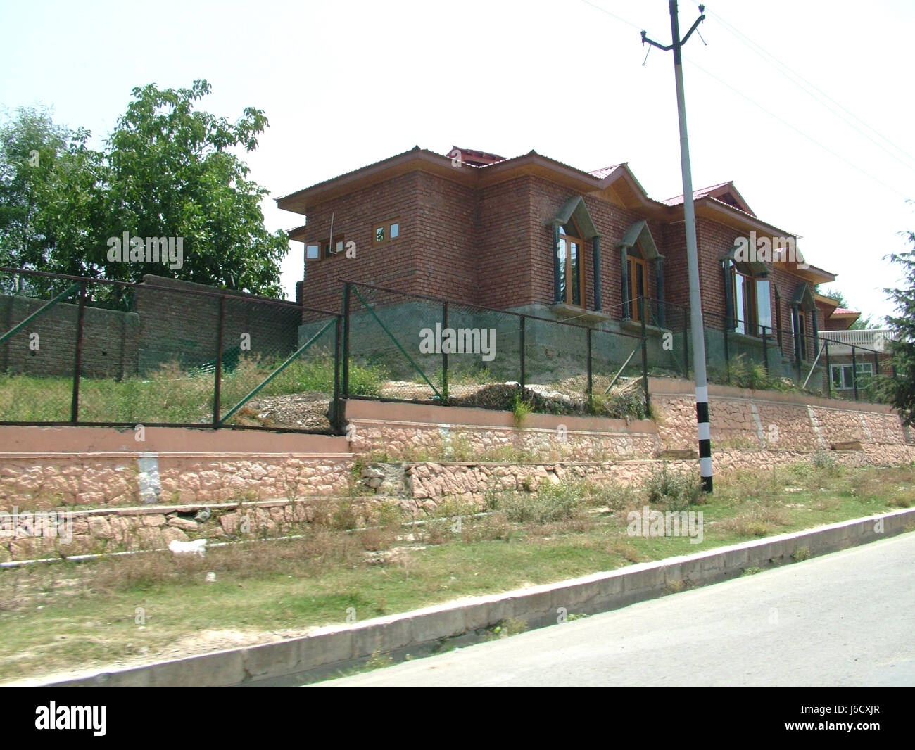 Kashmir Traditional Beautiful Homes, House, Kashmir Himalayan Valley ...