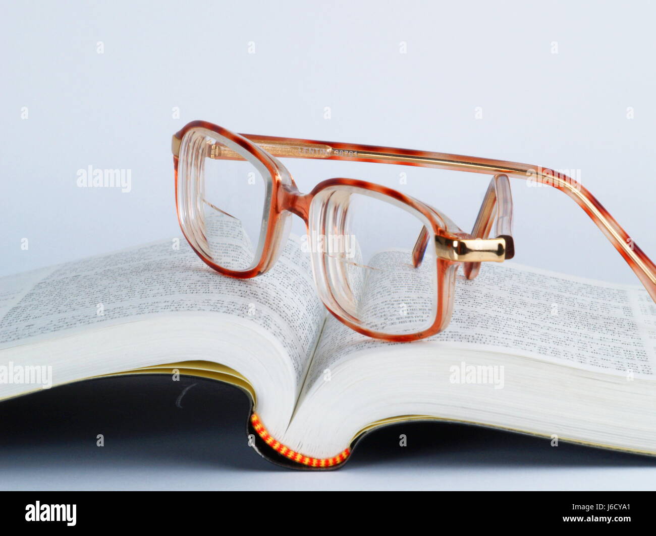 spectacles glasses eyeglasses open library uncap frame book framework ...