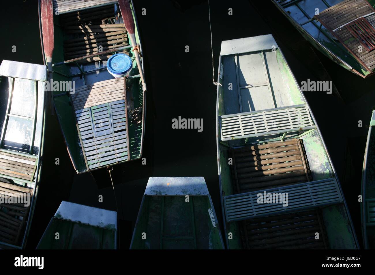 Boats from above hi-res stock photography and images - Alamy