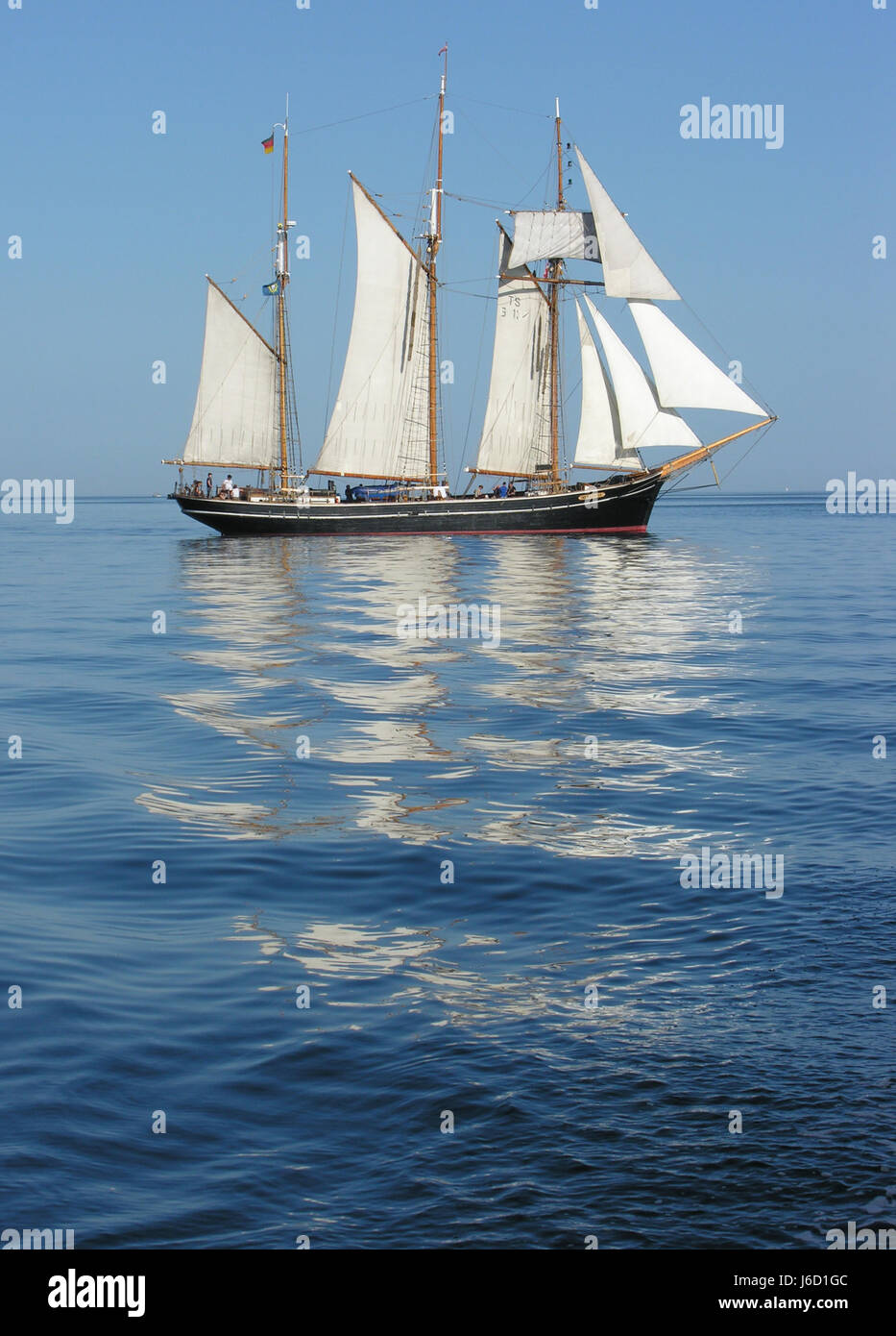 Ship albatross hi-res stock photography and images - Alamy