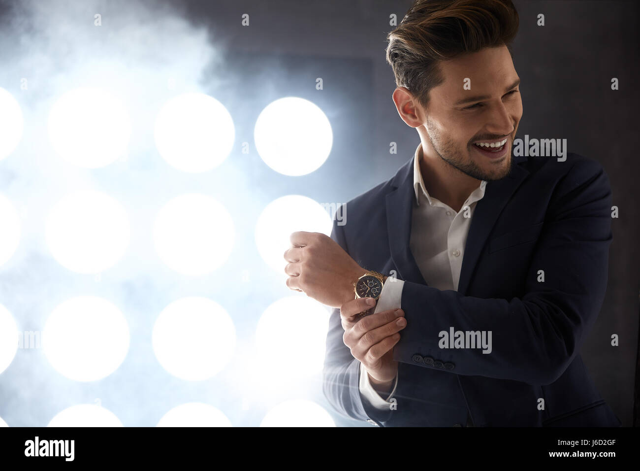 Muscular model hi-res stock photography and images - Alamy