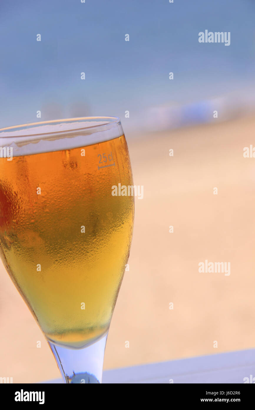 beer on the beach Stock Photo - Alamy