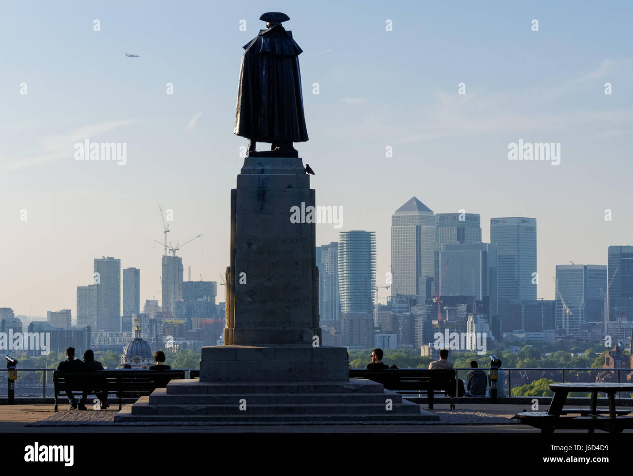 Statue of General James Wolfe overlooking Canary Wharf from Greenwich ...