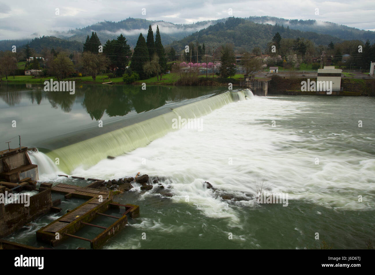 Douglas dam hi-res stock photography and images - Alamy