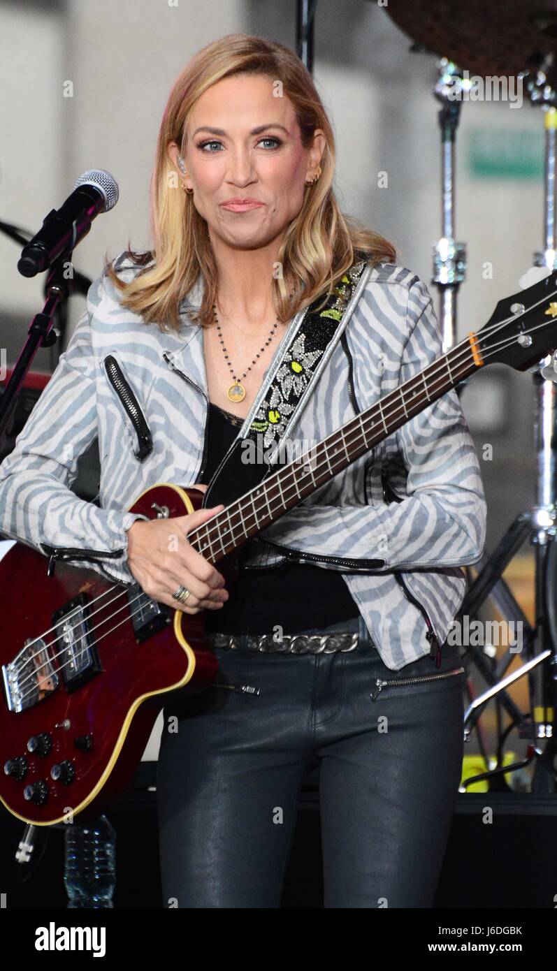 Sheryl Crow does the Today Show in New York Featuring: Sheryl Crow ...