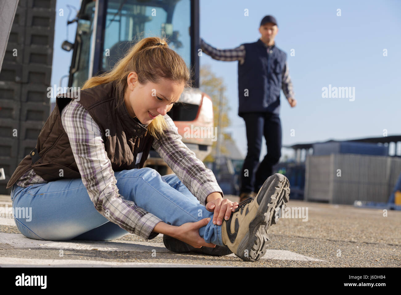 Woman in accident workplace hi-res stock photography and images - Alamy