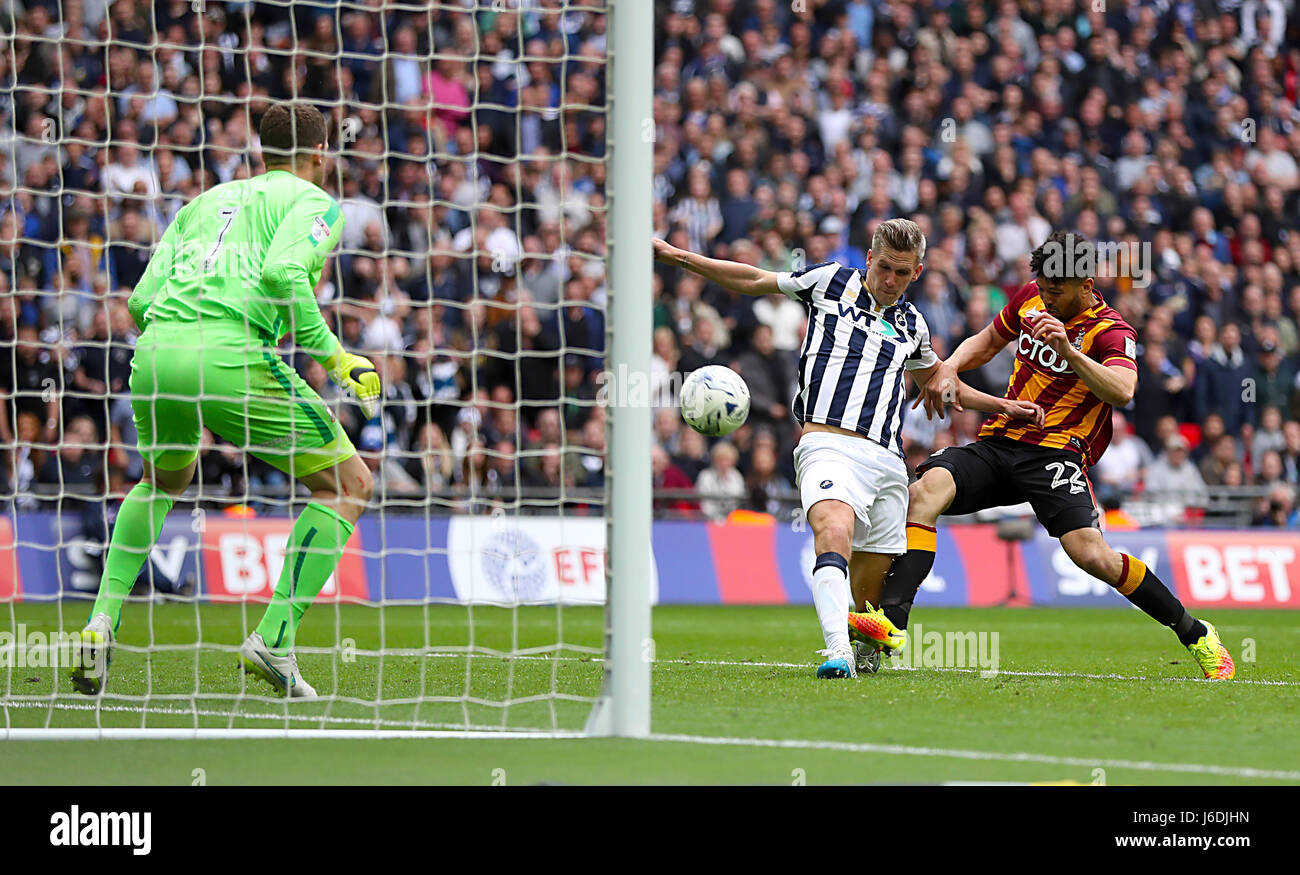 Steve morison millwall play off hi-res stock photography and images - Alamy