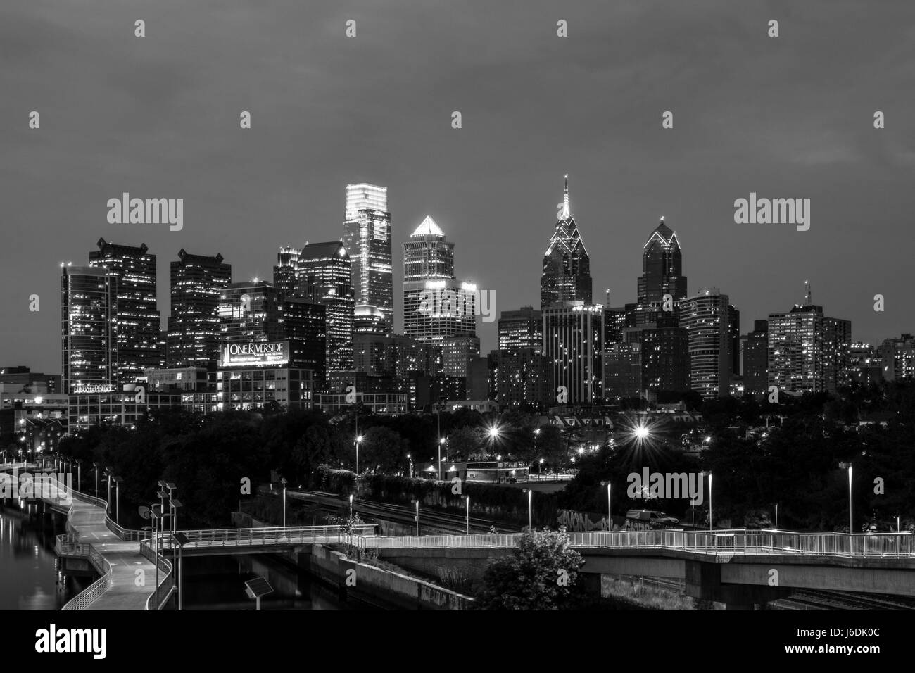 Philadelphia city skyline at night Stock Photo - Alamy