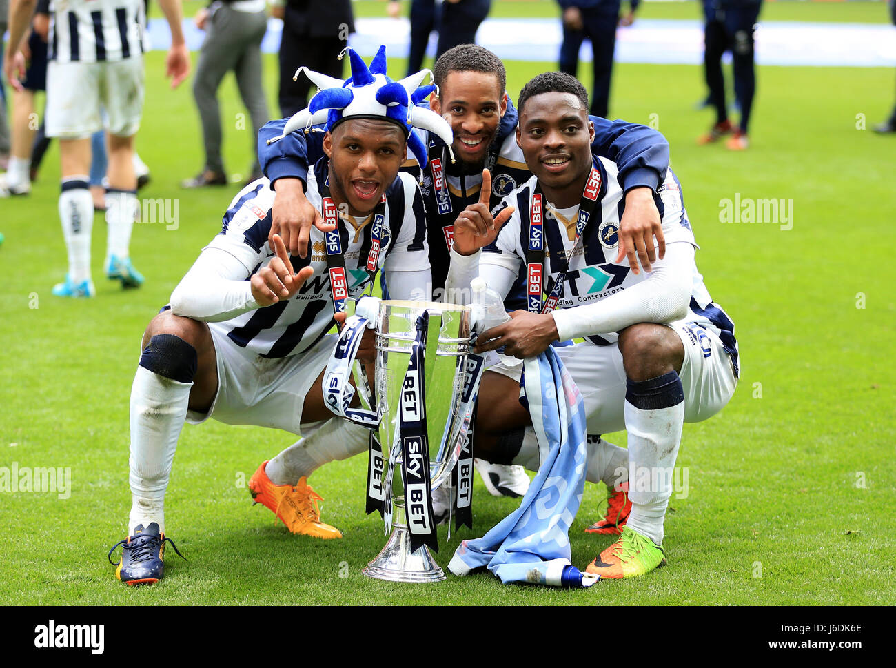 Millwall's Fred Onyedinma (right) and Mahlon Romeo (left) celebrate ...