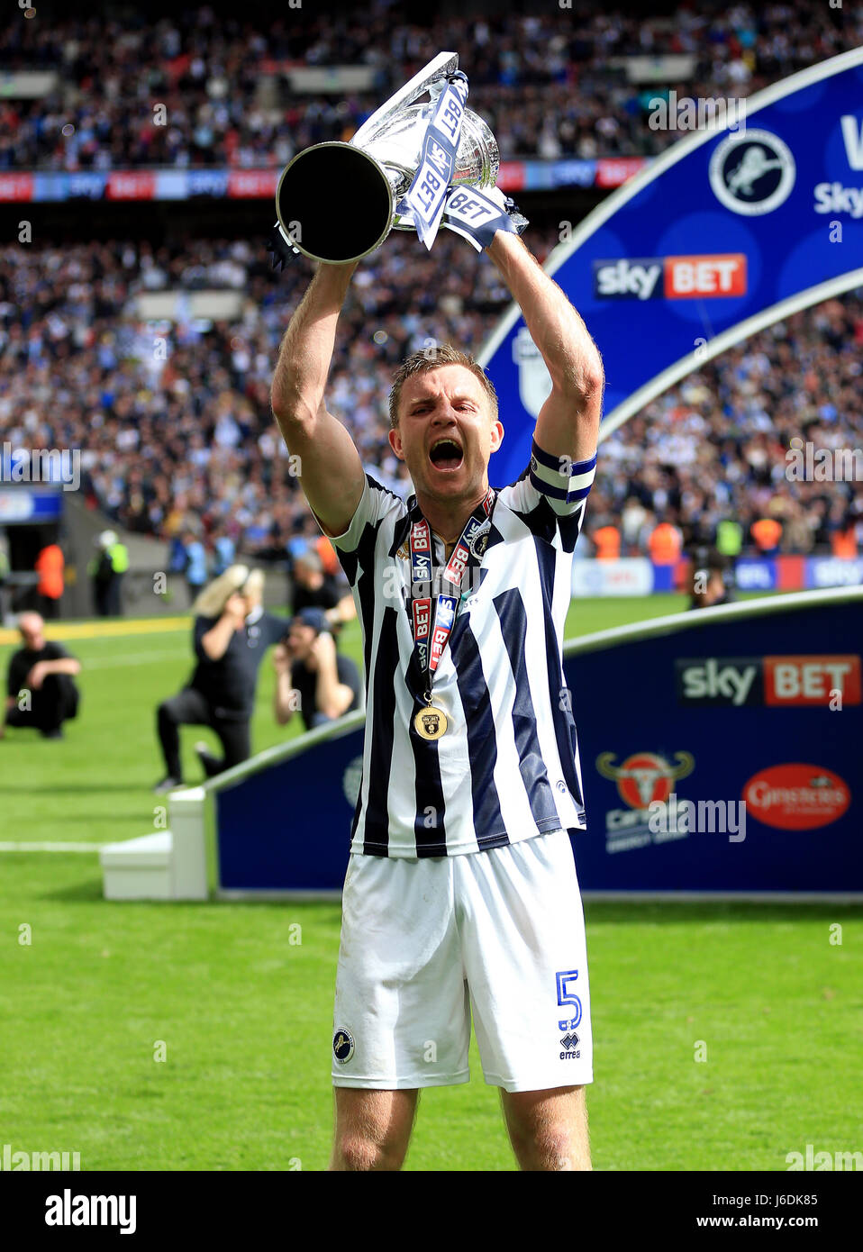 Captain tony craig hi-res stock photography and images - Alamy