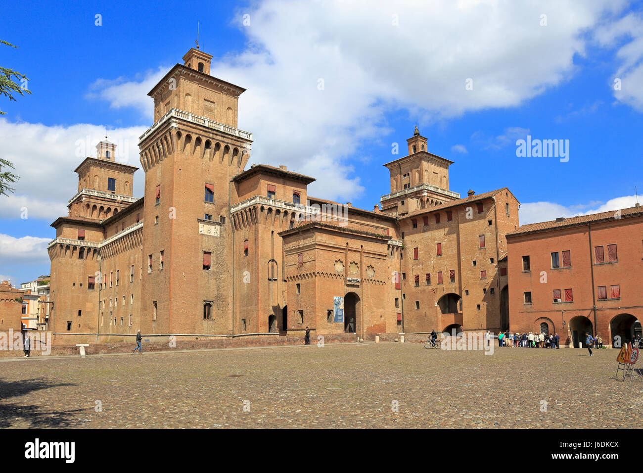 Estense Castle, Este Castle or Castello di San Michele, Ferrara, Emilia ...