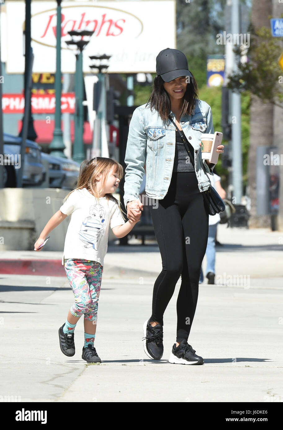Jenna Dewan Tatum and her daughter Everly Tatum have a fun day out ...