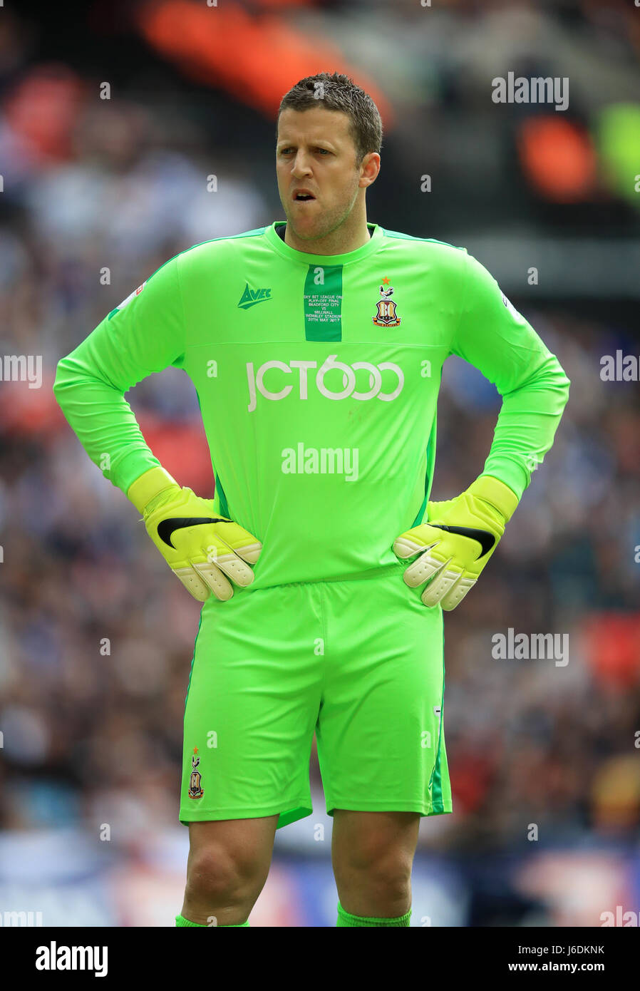 Bradford city goalkeeper colin doyle hi-res stock photography and ...