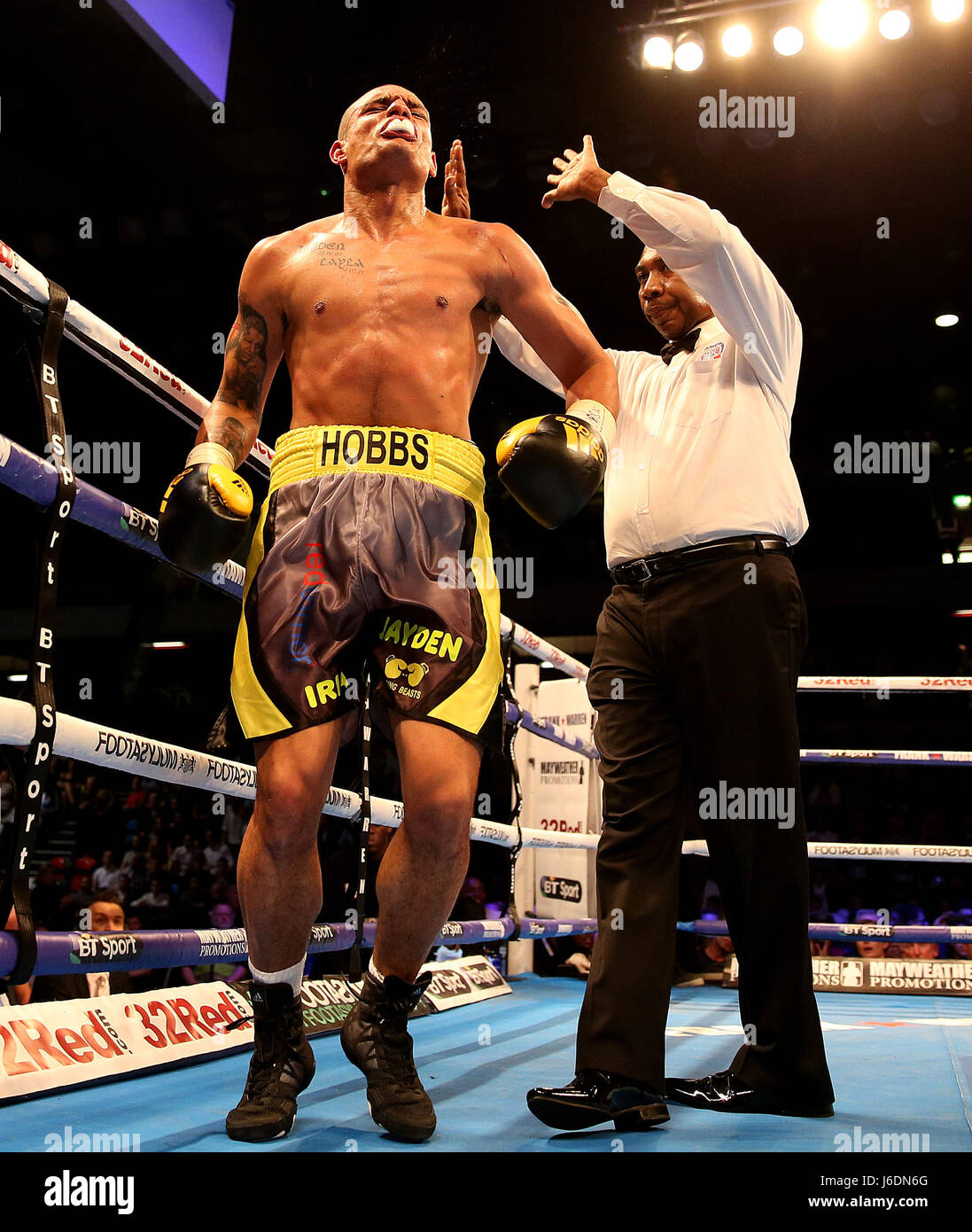 Chris Hobbs reacts after his corner throws in the towel in The Southern ... Chris Hobbs reacts after his corner throws in the towel in The Southern ...
