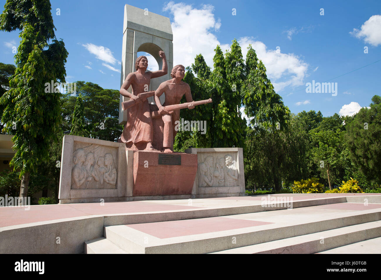 Sabas Bangladesh, a sculpture at the Rajshahi University campus ...