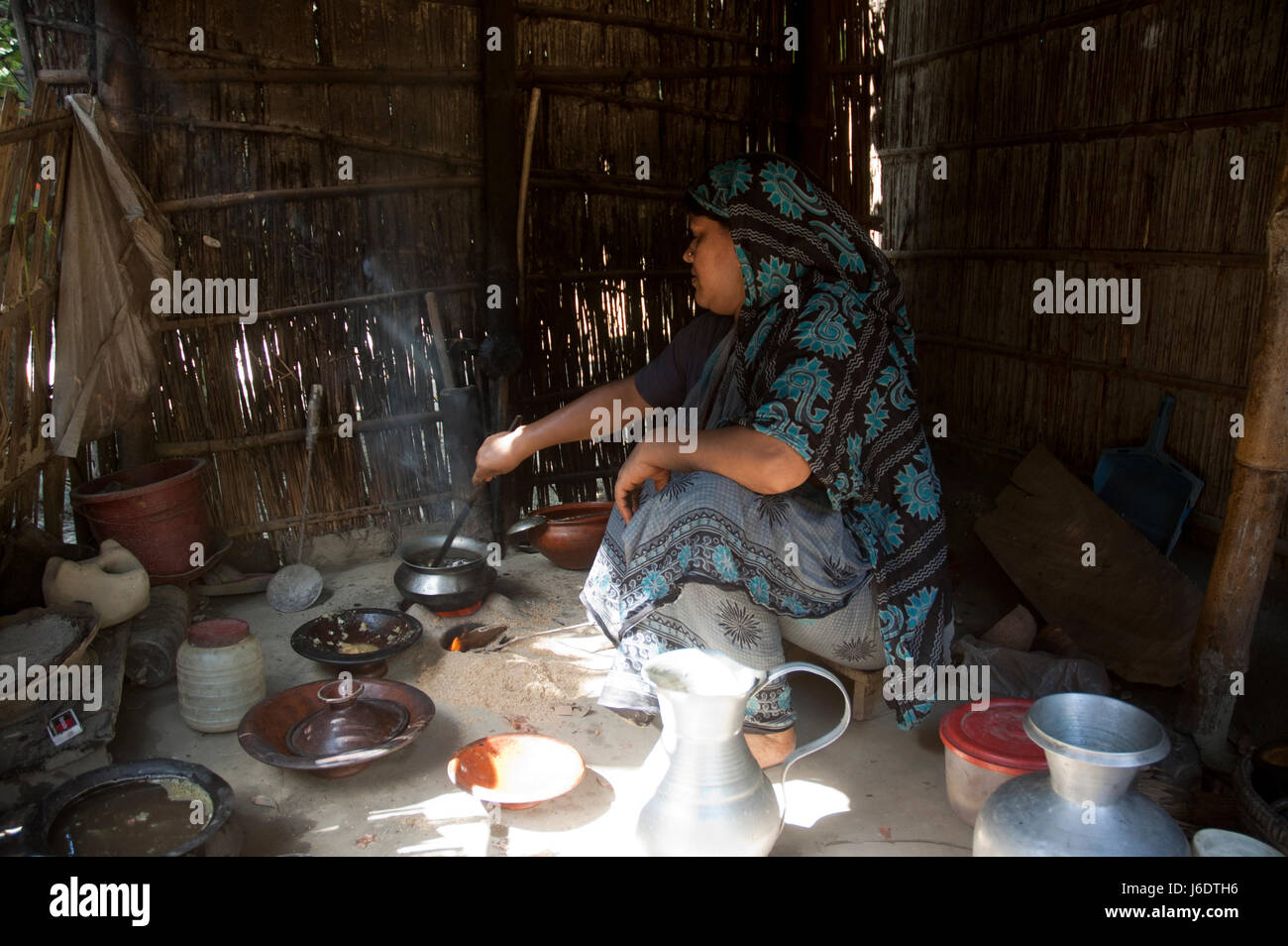A Rural Woman Cooks Meal At Her Kitchen Narsingdi Bangladesh Stock Photo Alamy a-rural-woman-cooks-meal-at-her-kitchen-narsingdi-bangladesh-stock-photo-alamy