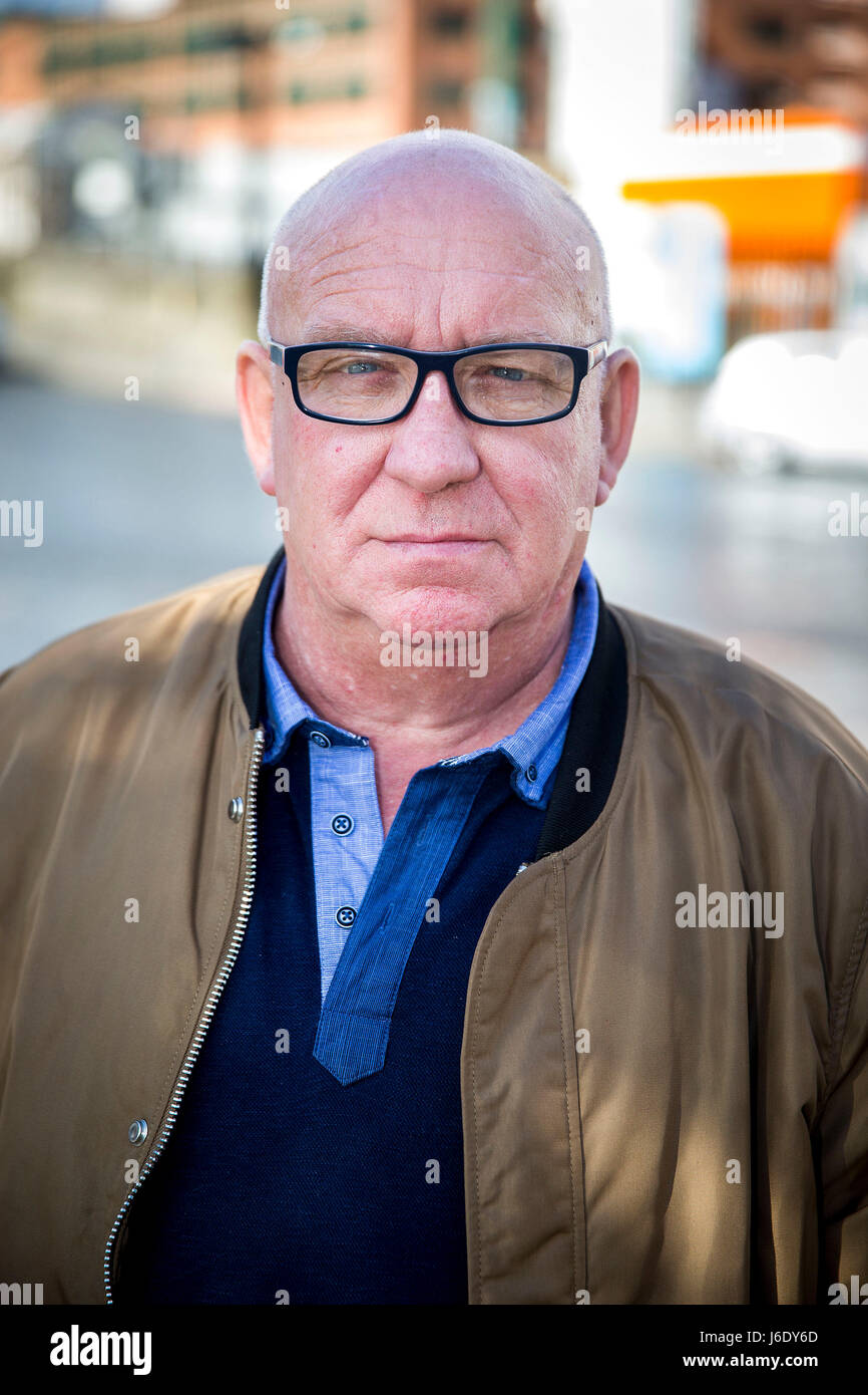 Alex Bunting returns to Boyne Bridge in the Sandy Row area of South ...