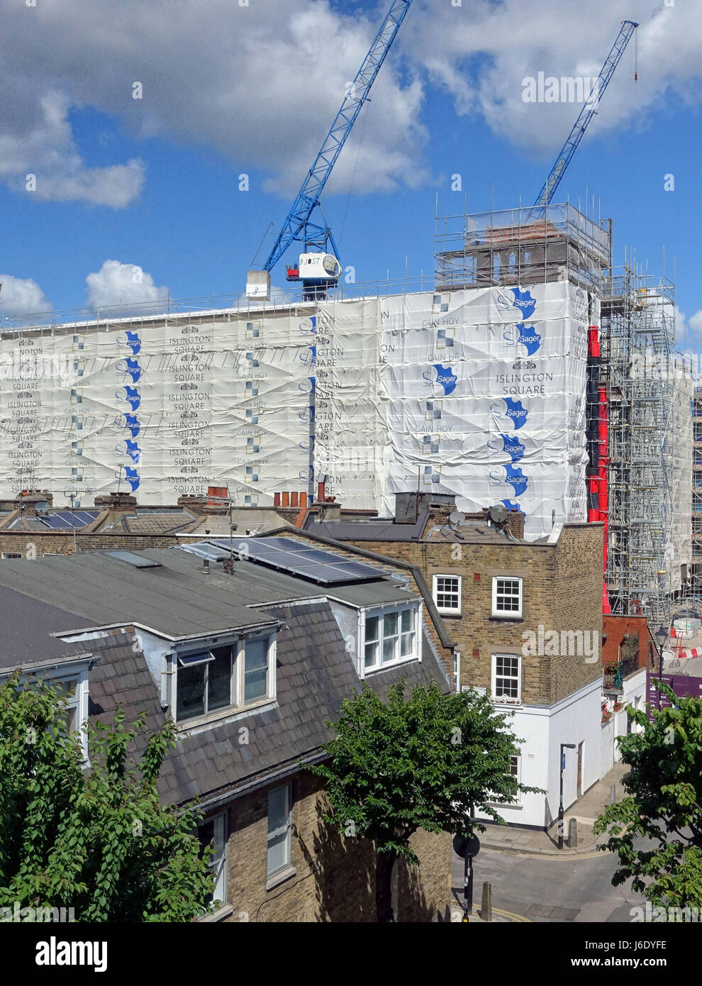 London housing redevelopment hi-res stock photography and images - Alamy