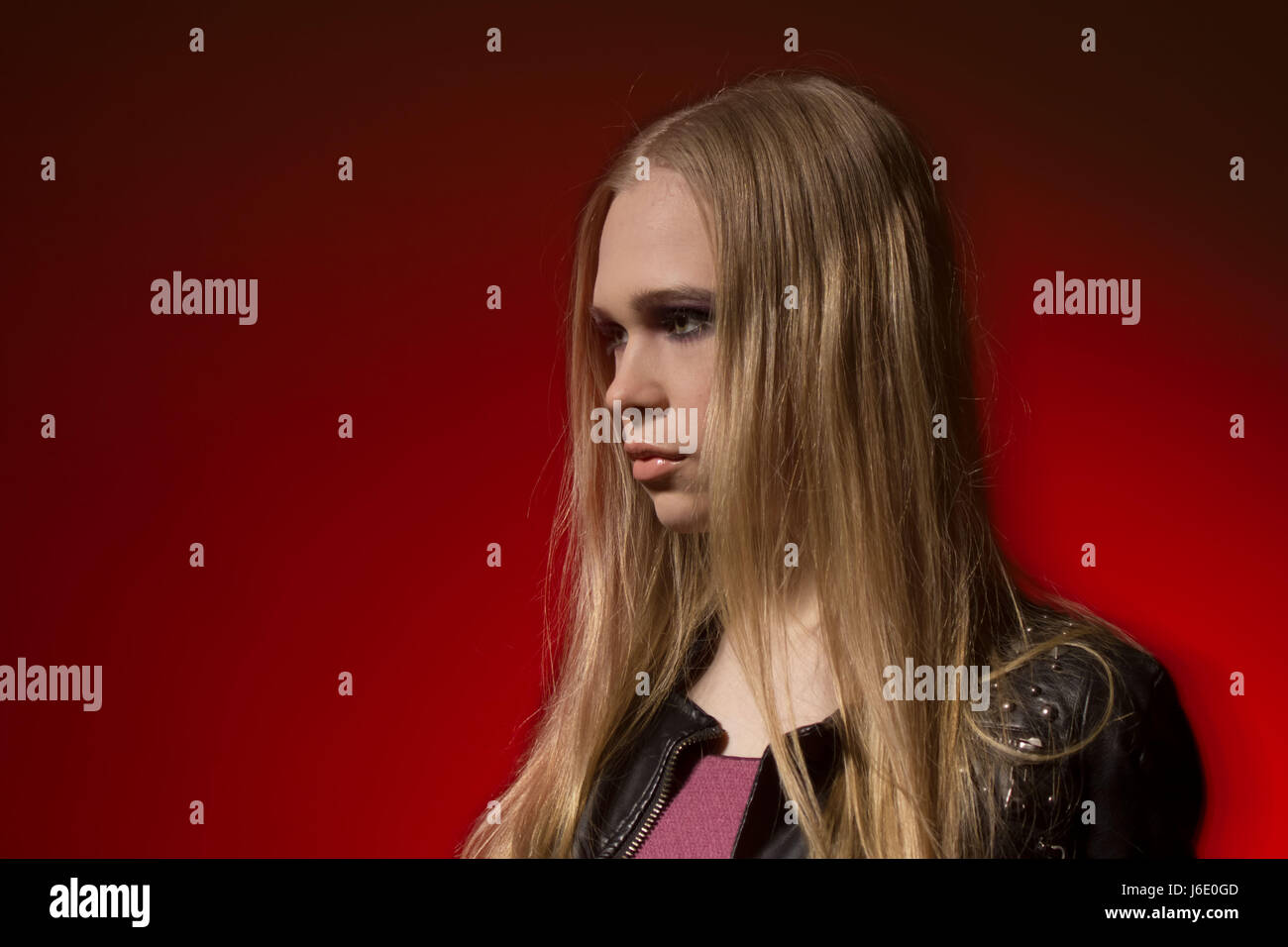 Pelle model hi-res stock photography and images - Alamy