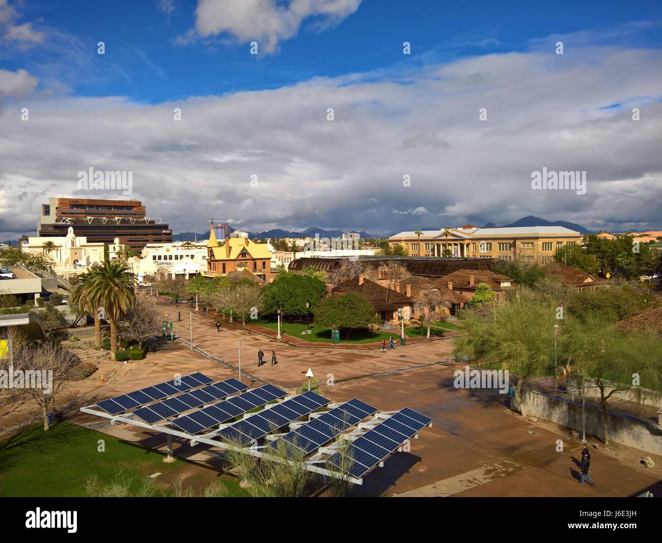 Phoenix skyline hi-res stock photography and images - Alamy