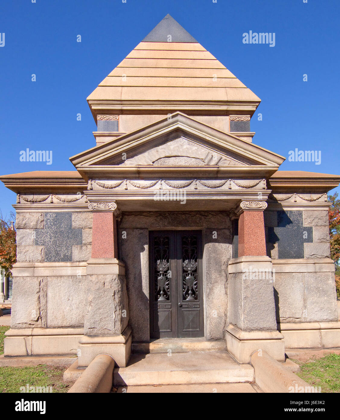 monument memorial cemetery tomb style of construction architecture ...