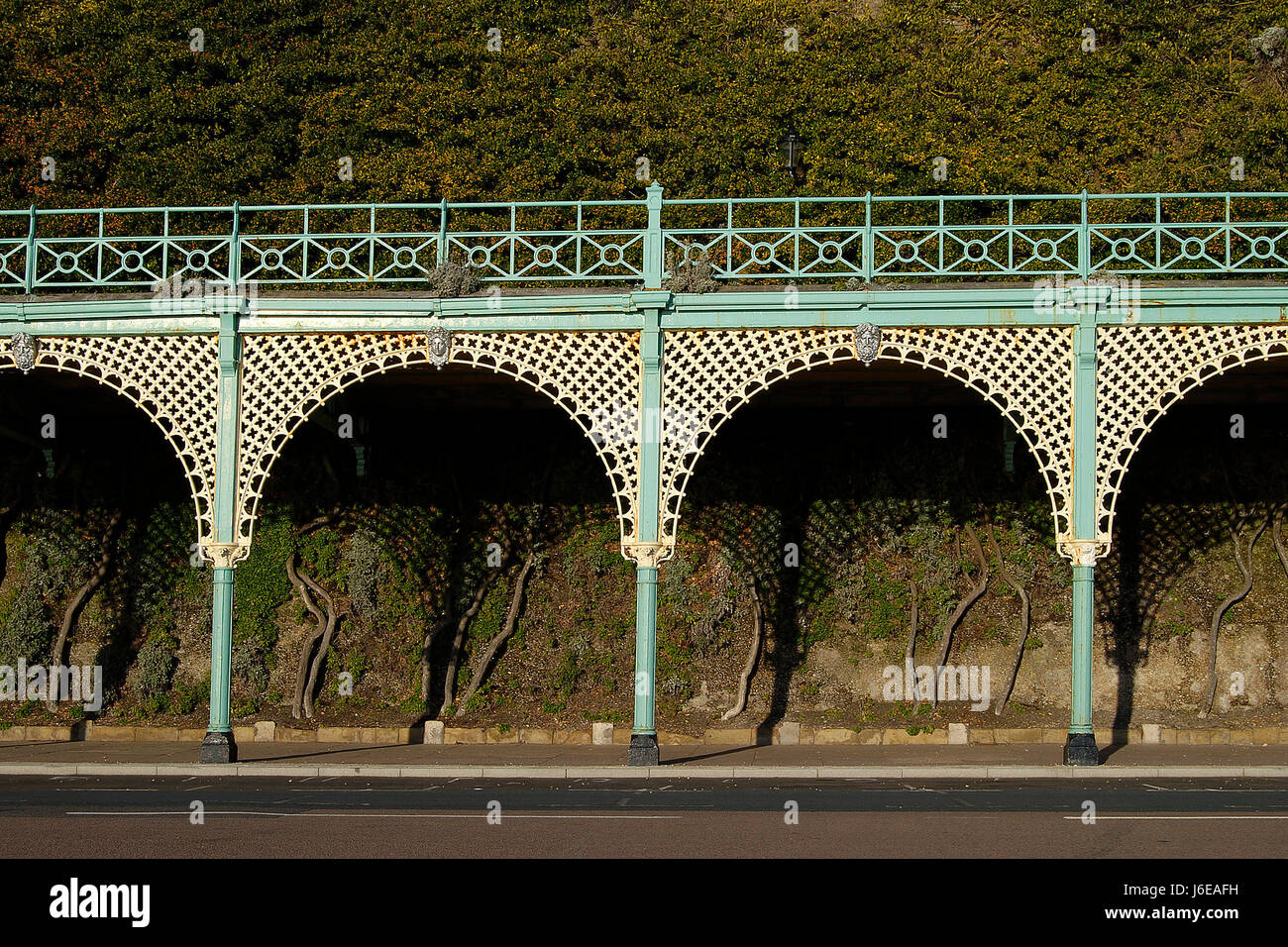 Pavement england hi-res stock photography and images - Alamy