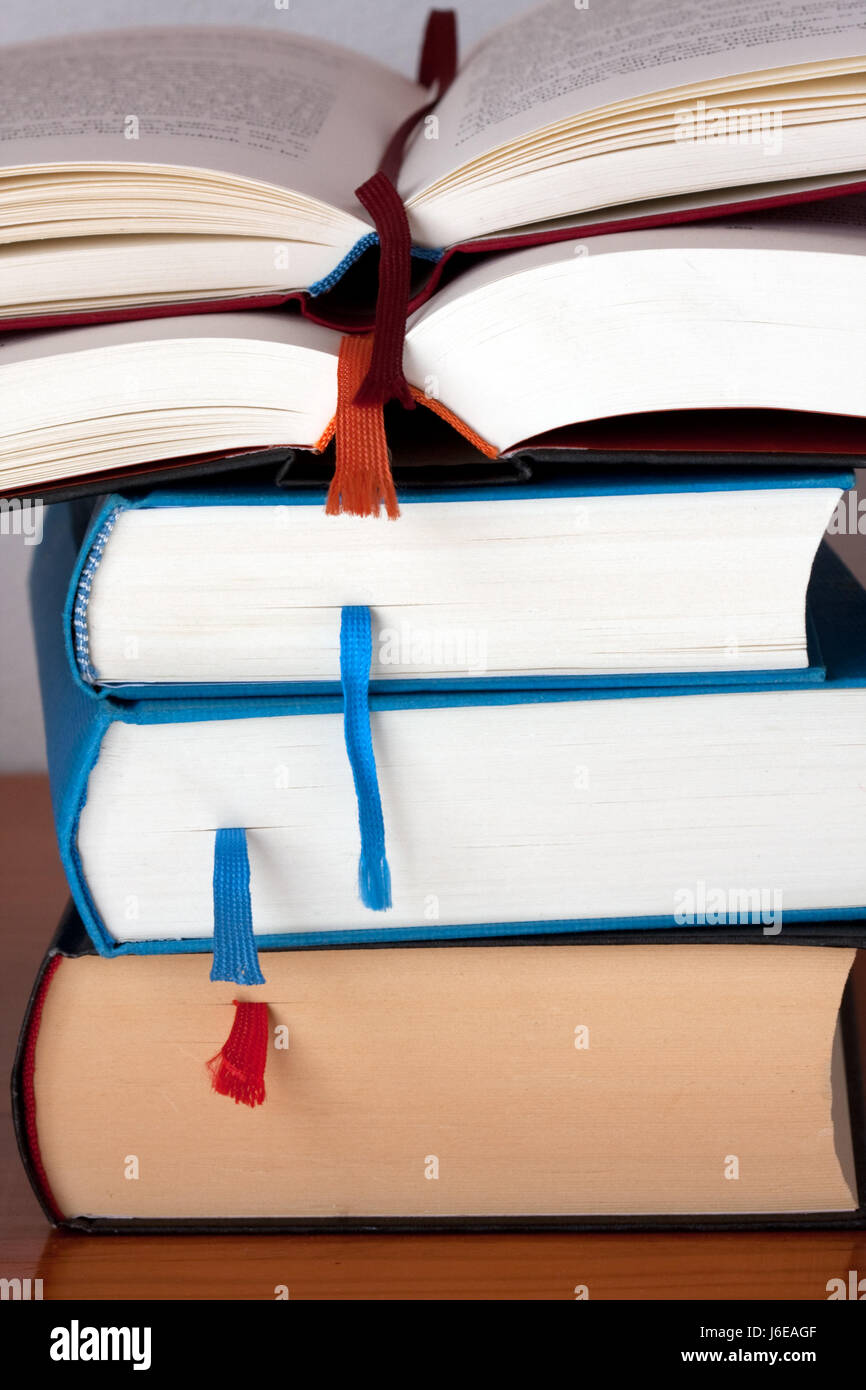 word library scanning reads book literature study blue spare time free ...